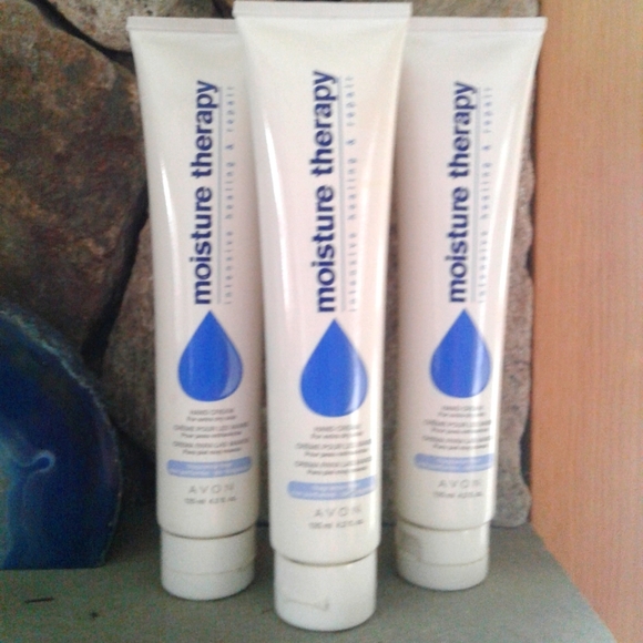Avon | Skincare | Avon Moisture Therapy Intensive Healing Repair | Poshmark